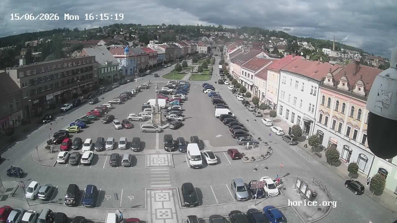 Horice: v podkrkonoší -náměstí Traffic Cam Czechia