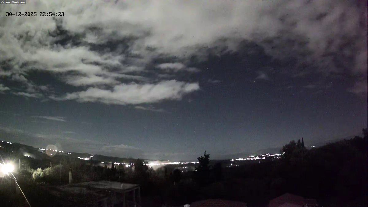 Corfu: Velonades - Sidari - Ereikousa - Othonoi Building Webcam Greece