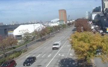 See Manhattan Community Board 4 › South: West Street at W. 34 St Live ...