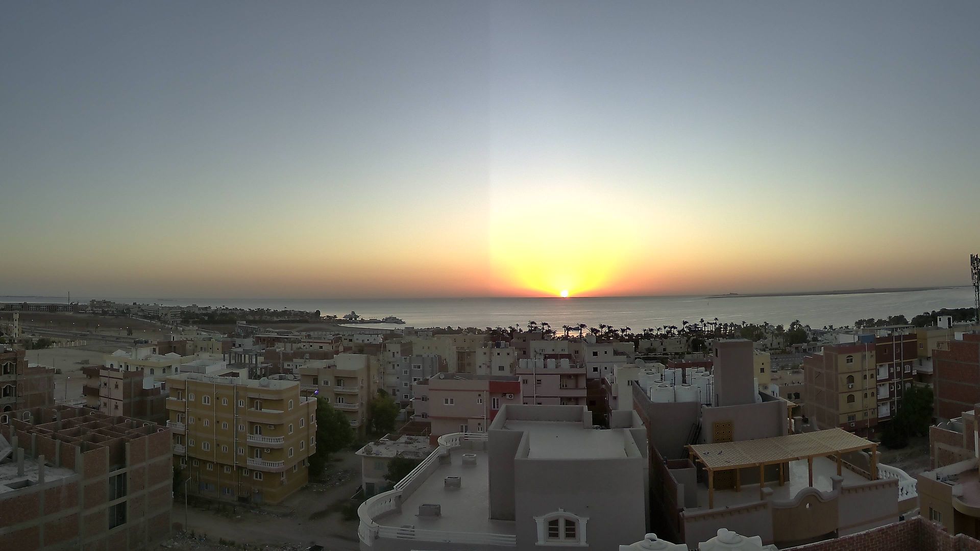 Safaga › West: Al Manar Apartment House Coast Cam Egypt