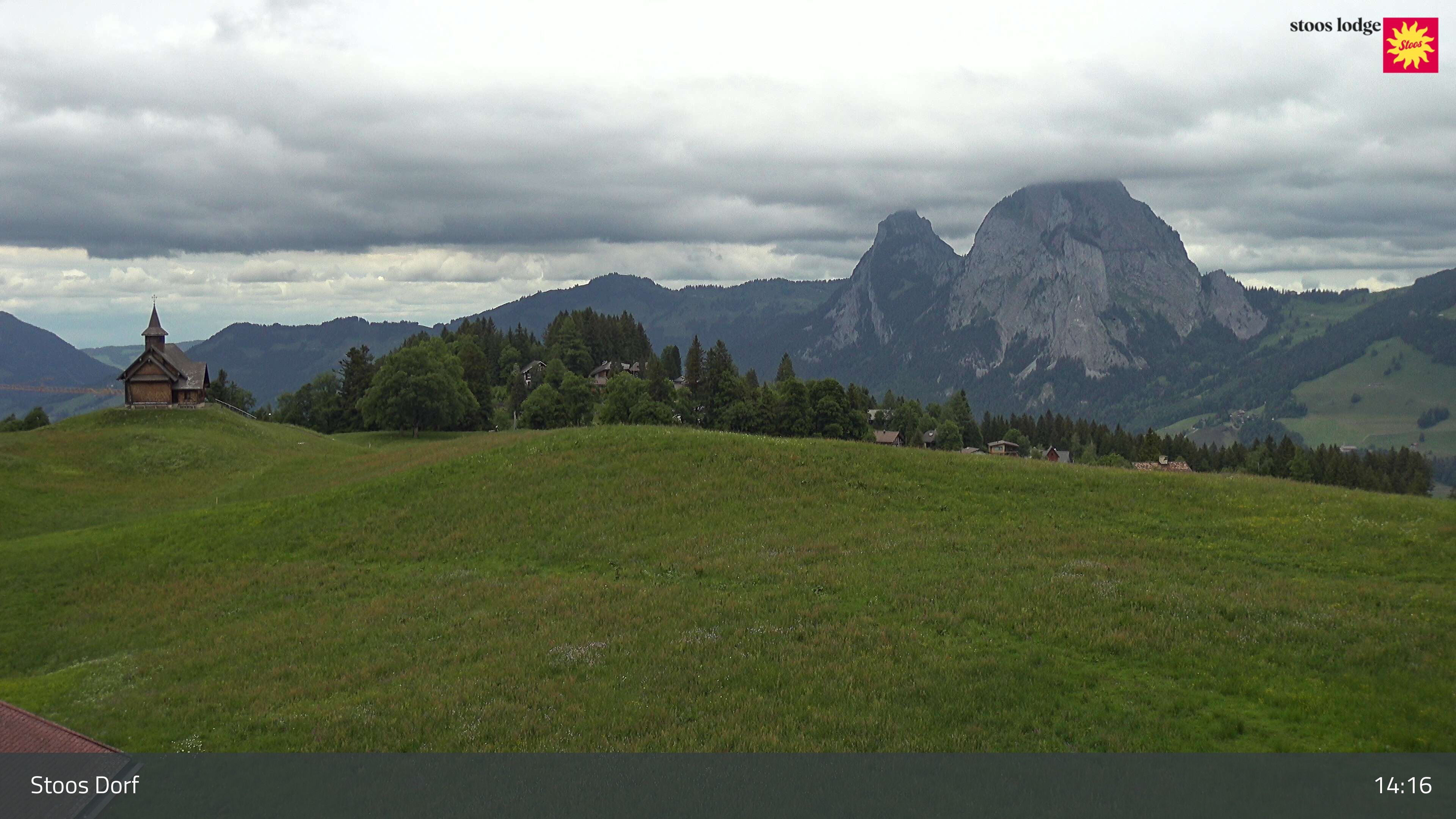 Vollbild: Stoos SZ: Dorf, Neue Bergstation Wetter Swiss Webcams