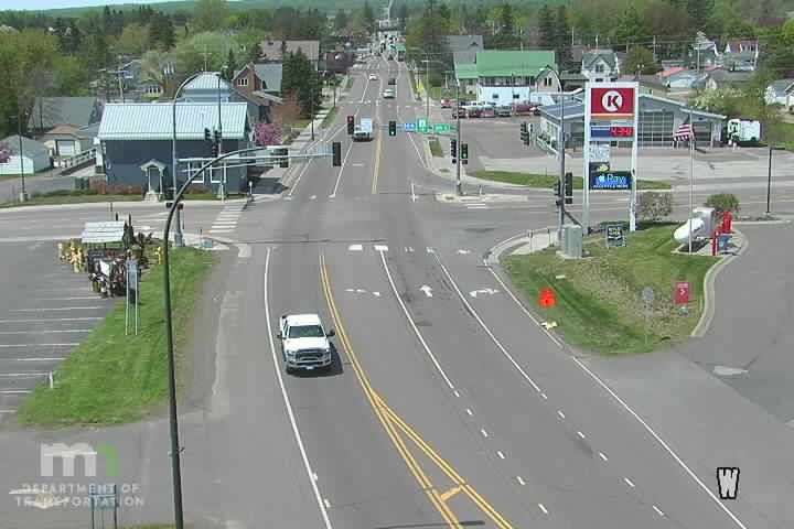 Two Harbors: MN 61: T.H.61 EB @ 4th St Traffic Cam