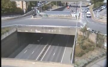 See London: A102 Shooters Hill Live Webcam & Weather Report in London ...