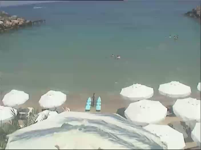 Kyrenia: Denizkizi Hotel Beach Cam Cyprus