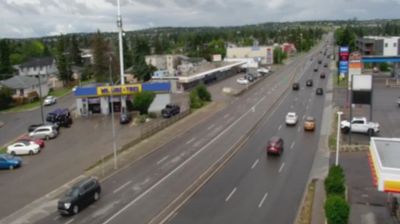See Spruce Cliff: Bow Trail - 37 Ave SW Live Webcam & Weather Report in ...