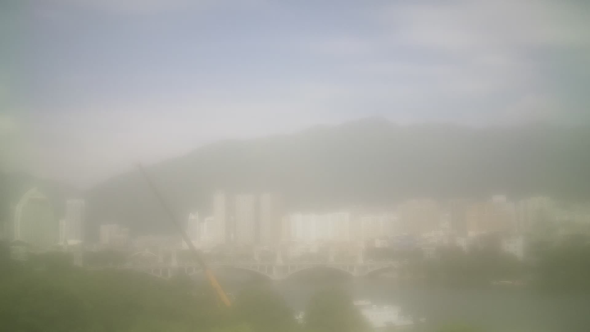 Live Webcam from Dali Baizu Zizhizhou - Watch Now!