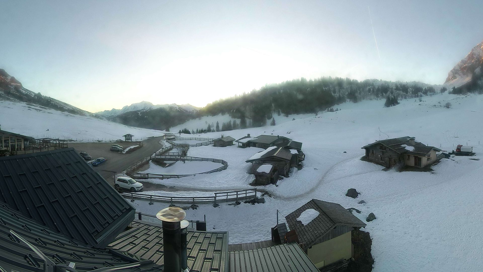 La Giettaz: LES RHODOS (Col des Aravis) - Webcam