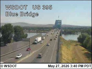 Tri-Cities › North: US 395 at MP 19.2: Blue Bridge Traffic Cam