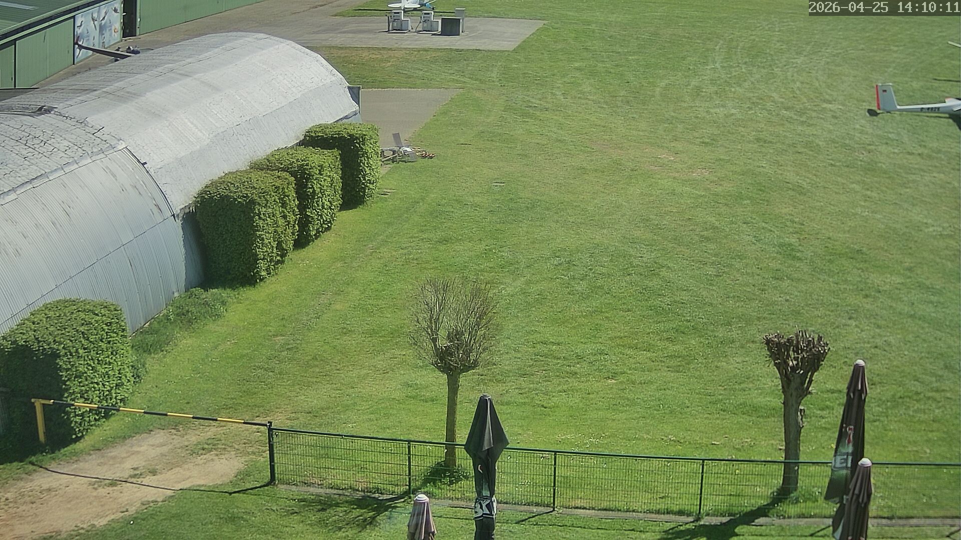 Gelnhausen › South: Airfield Gelnhausen (EDFG) Airport Webcam Germany