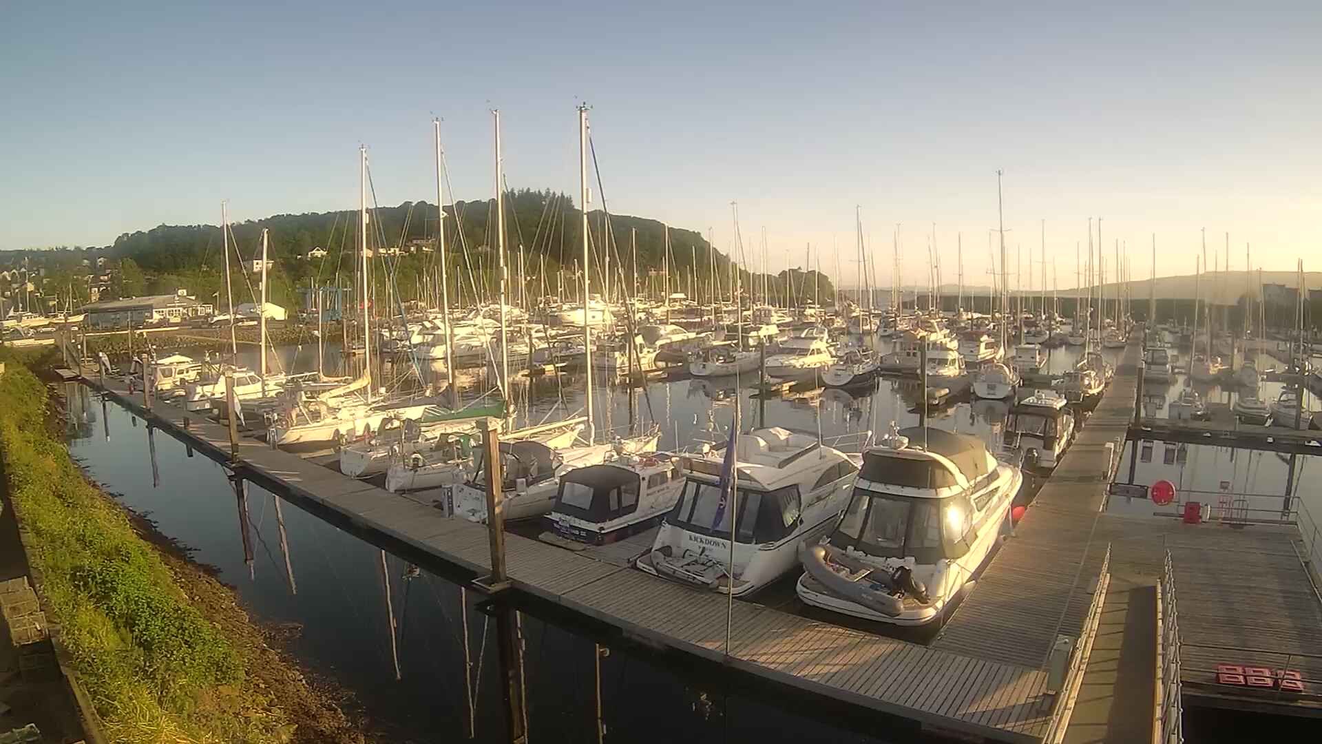 Inverkip: Kip Marina Harbor Cam United Kingdom