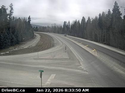 Canal Flats › North: Hwy 93 at Burns Avenue, looking south on Hwy ...