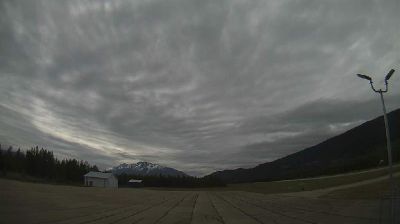 See Valemount: Valemount Airport (CAH4) Live Webcam & Weather Report in ...