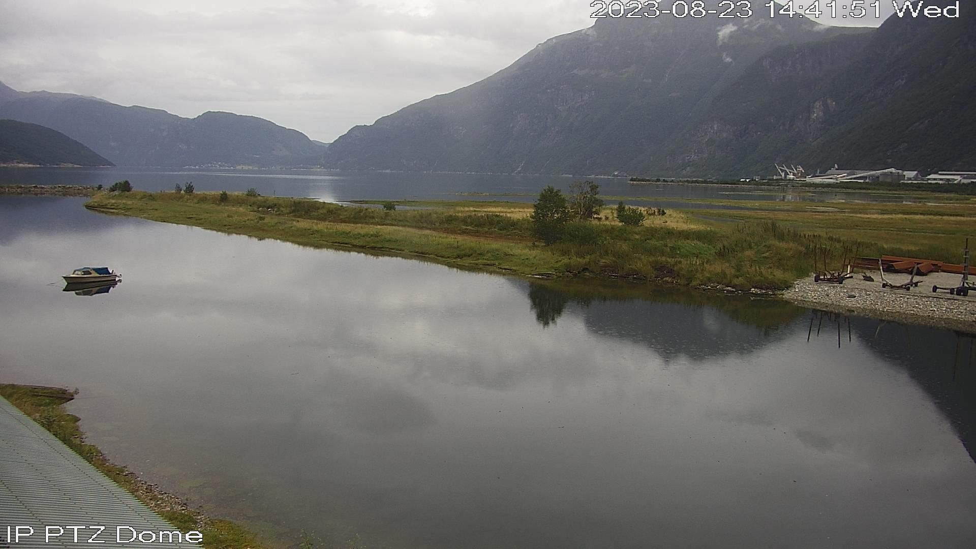 Sunndalsora › North-West: Sunndalsøra småbåthavn Area Webcam Norway
