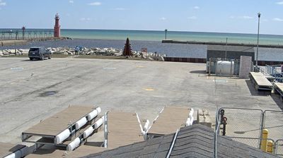 See Algoma › North-East: City of Algoma Marina Live Webcam & Weather ...