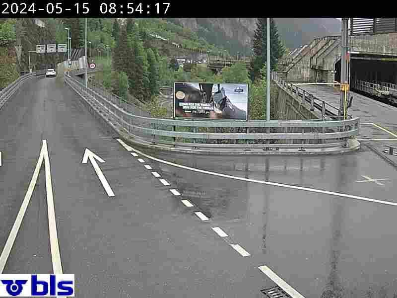 Image plein cadre: Goppenstein: Autoverlad BLS in Météo Swiss Webcams