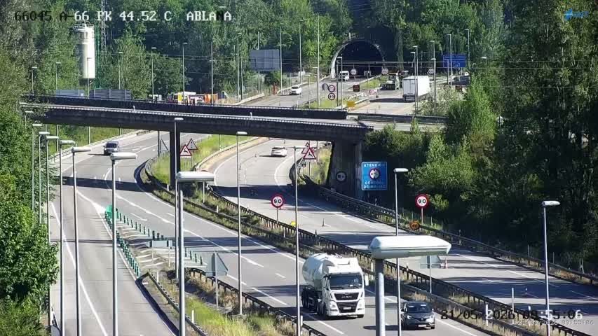 Mieres: Cardeo de Abajo - A-66 Area Webcam Spain